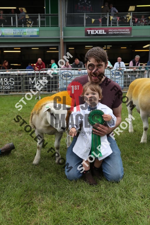 M72_2090 2024 - 1st Class Images