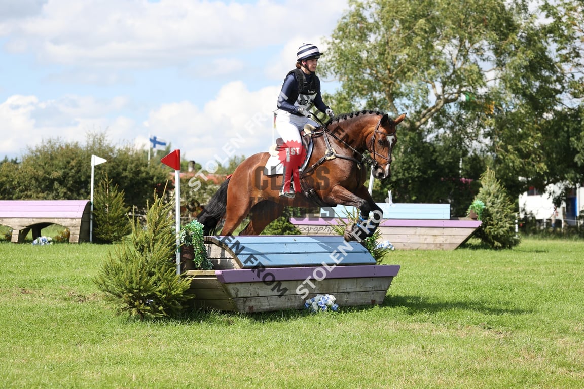 E80_5170 2024 - 1st Class Images