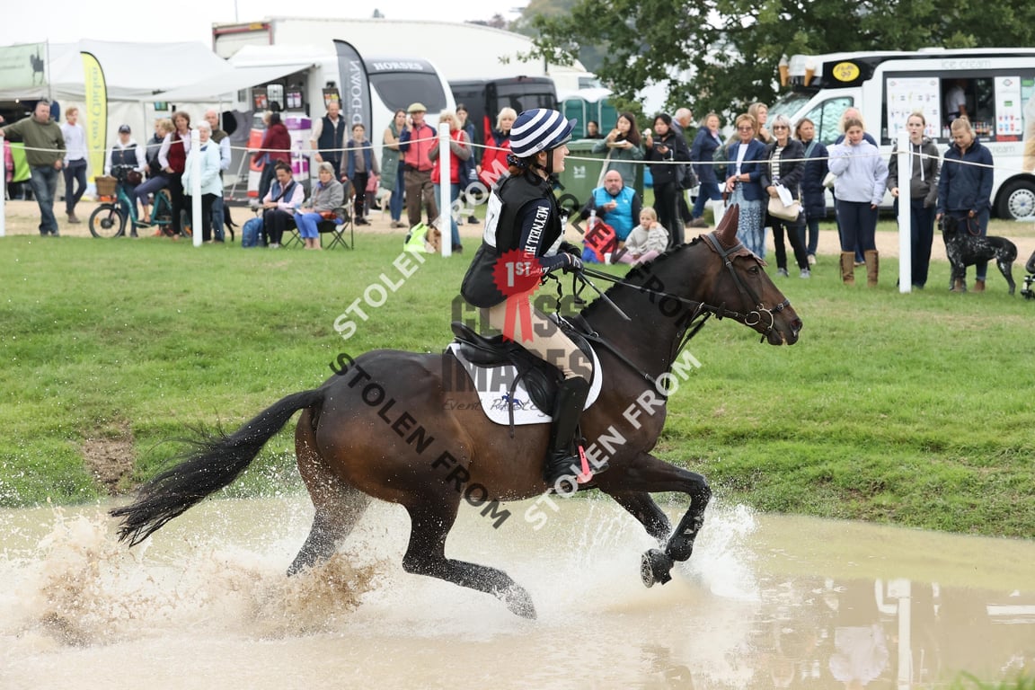 WC2_2051 2024 - 1st Class Images