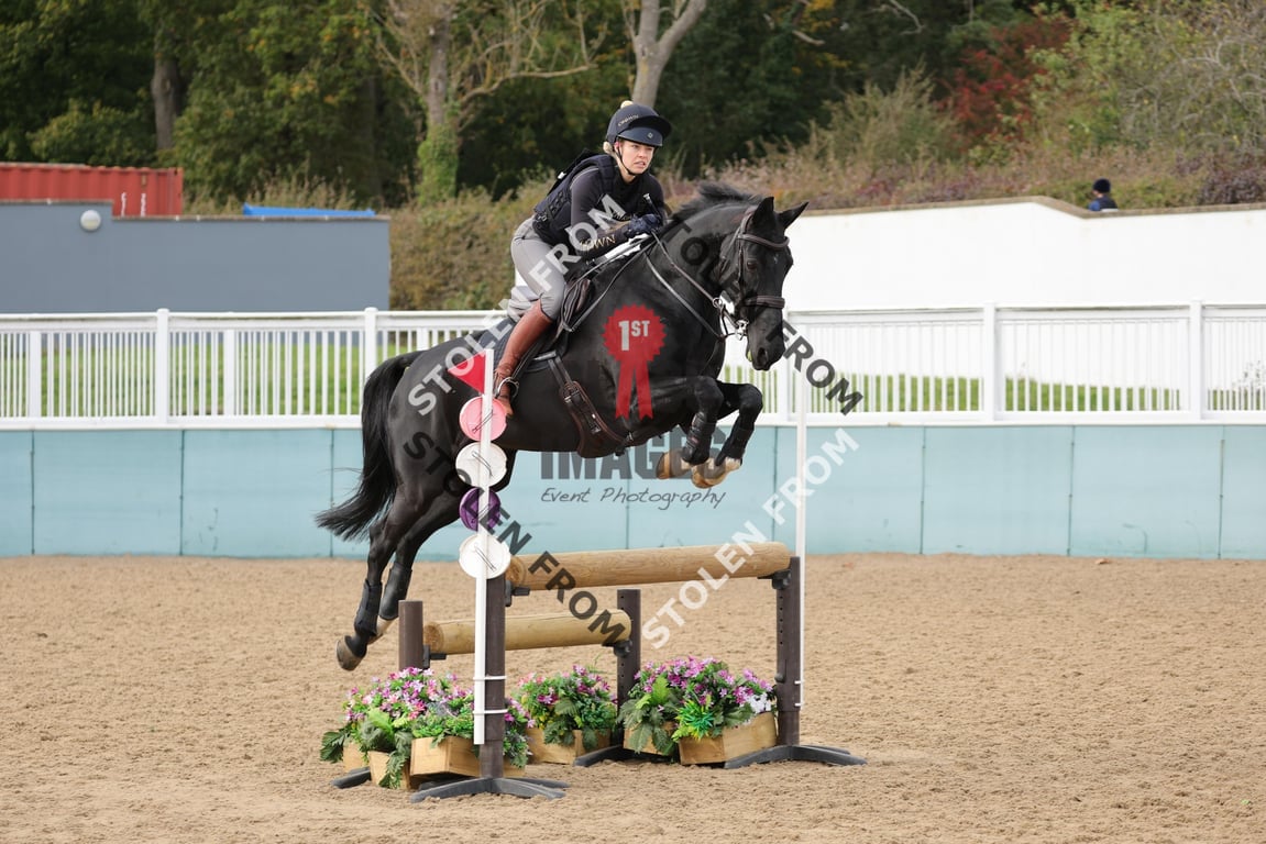 FC8_4453 2024 - 1st Class Images