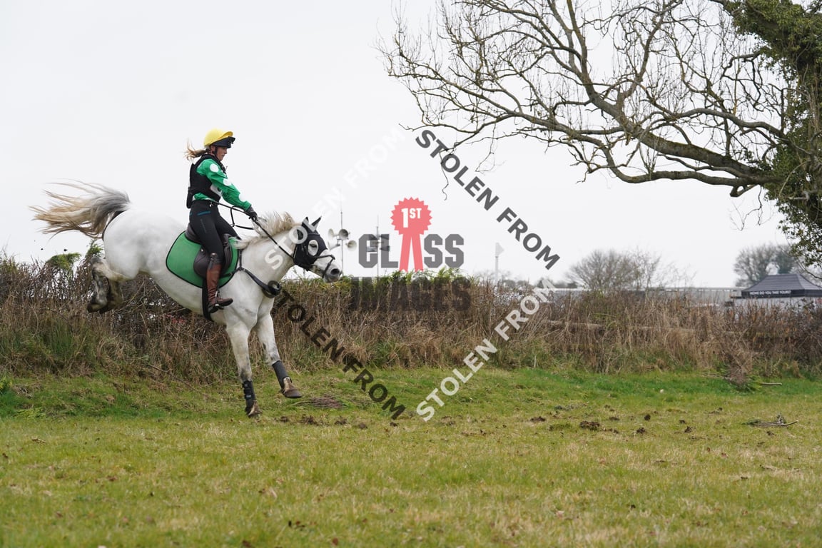 D09_9863 2025 - 1st Class Images