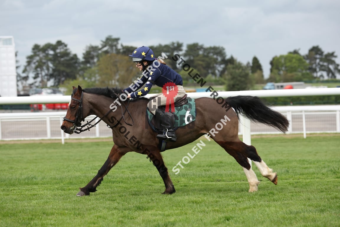 H16_5222 2025 - 1st Class Images