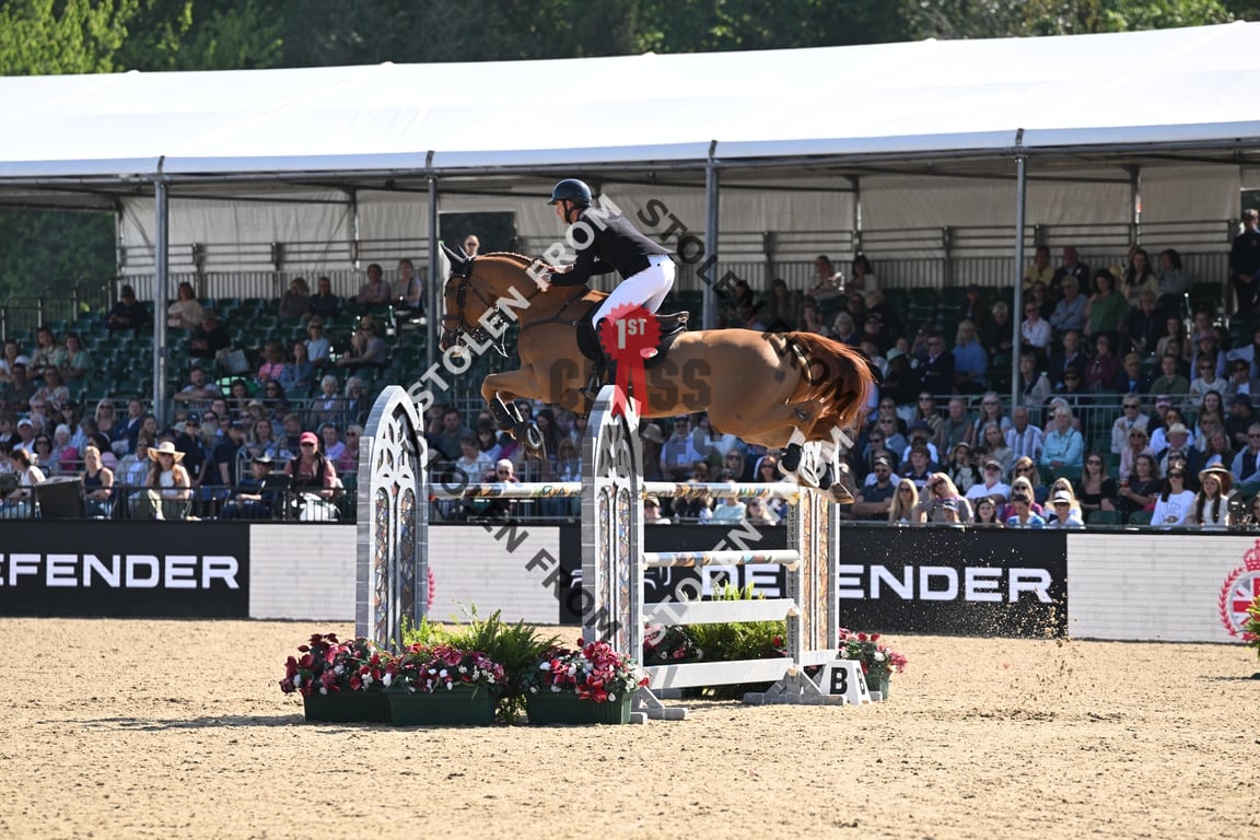 N33_8944 2025 - 1st Class Images