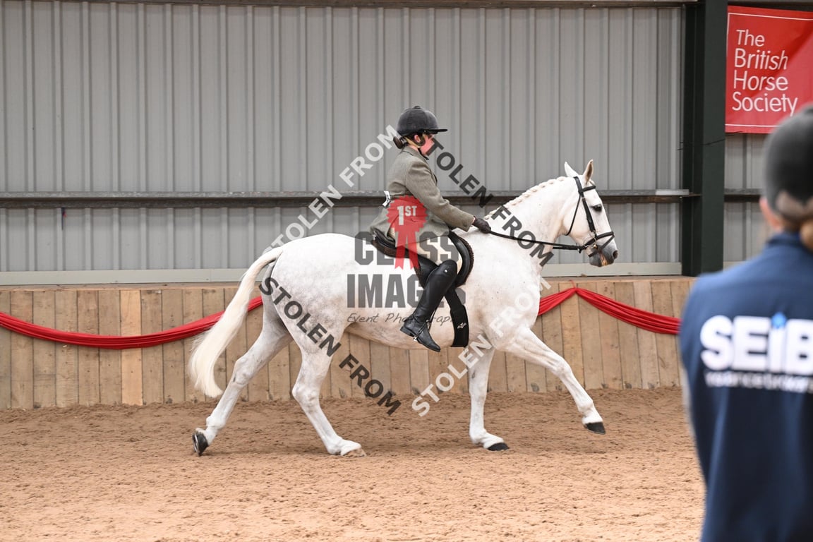 N49_6105 2025 - 1st Class Images